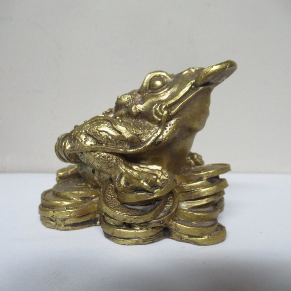 Accents | Feng Shui Money Frog Resin Statue | Poshmark